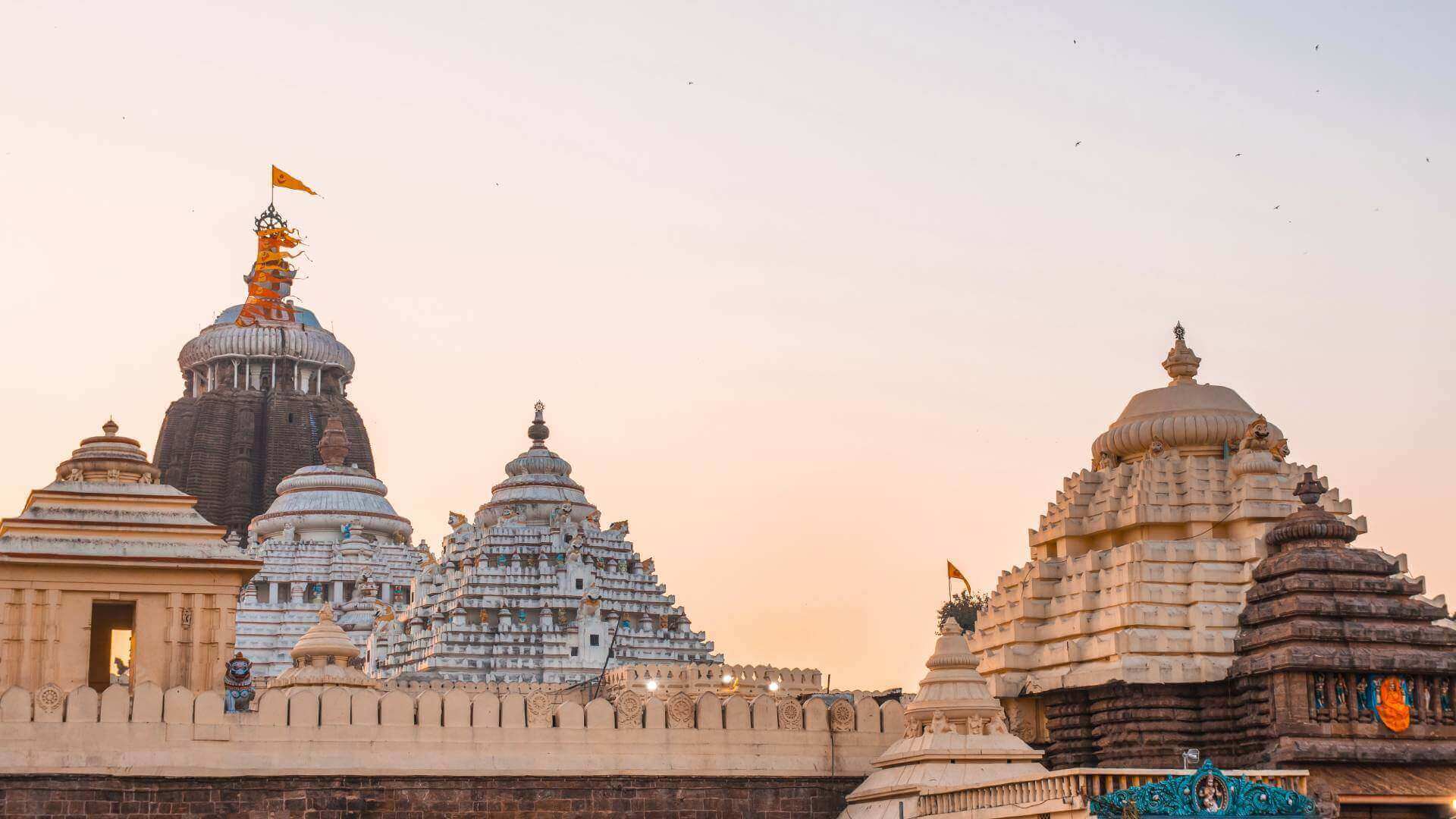 Best of Eastern India Tour Package | Peak Adventure Tour