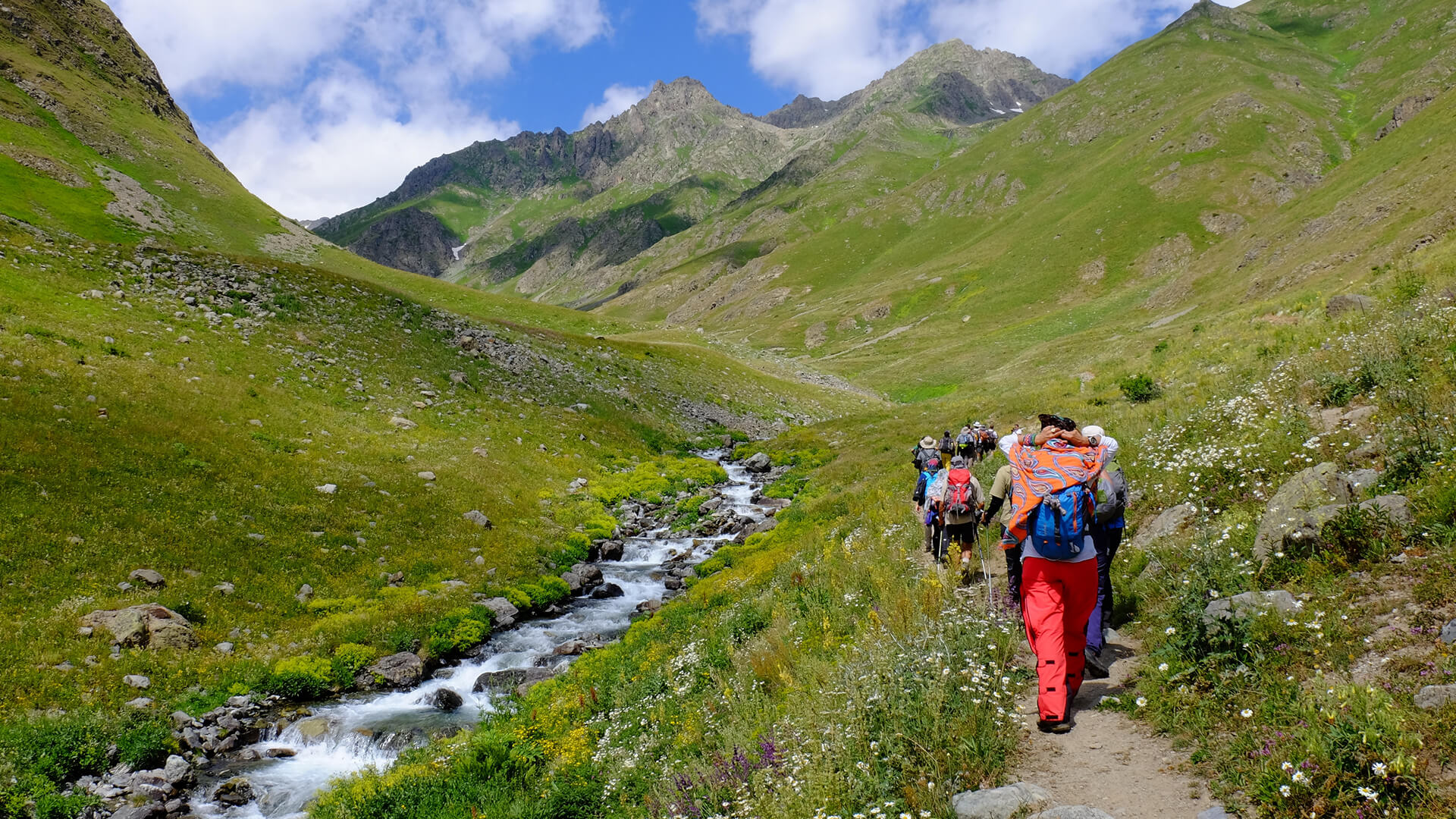 Chandrakhani Pass Trek, Himachal | Trekking Itinerary & Tips | Peak ...
