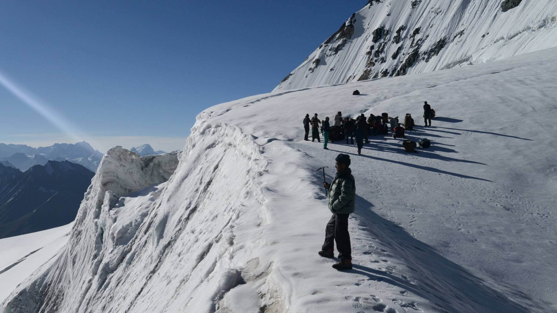 Kalindi Khal Pass Trek in Uttarakhand | Peak Adventure Tour